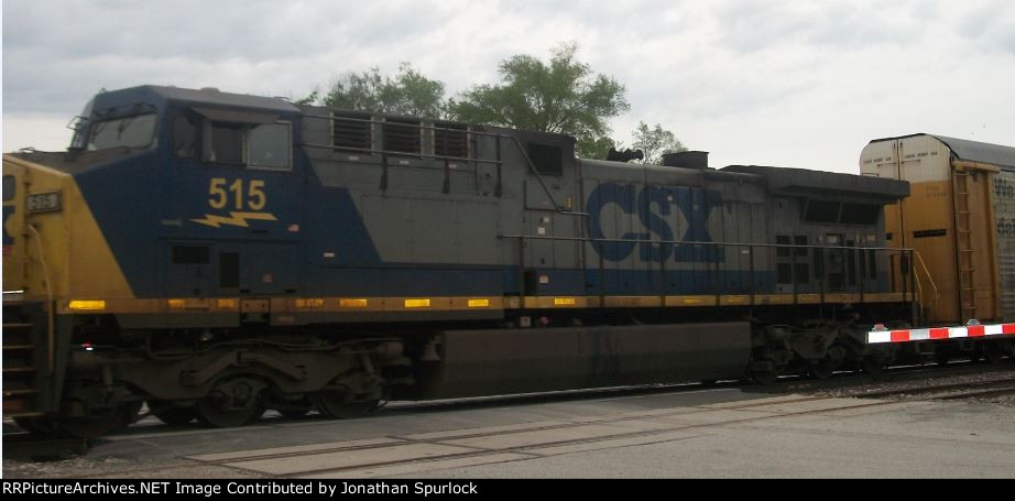 CSX 515, conductor's side view